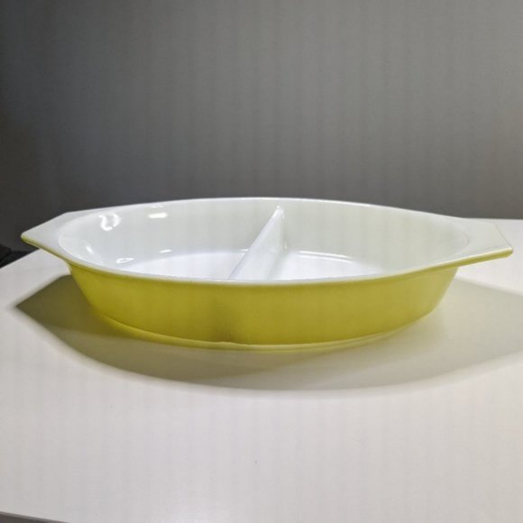 Pyrex | Kitchen | Vintage 96s Pyrex Split Divided Serving Casserole ...